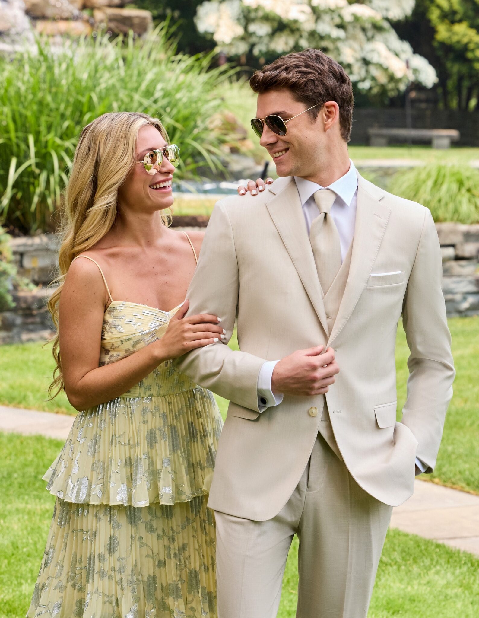 Dominic Cream Suit - Tuxedo Wearhouse